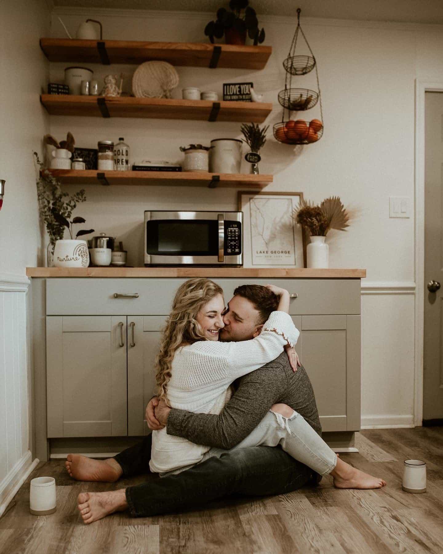6 Relationship Advice Accounts To Follow on Instagram - Mapiful